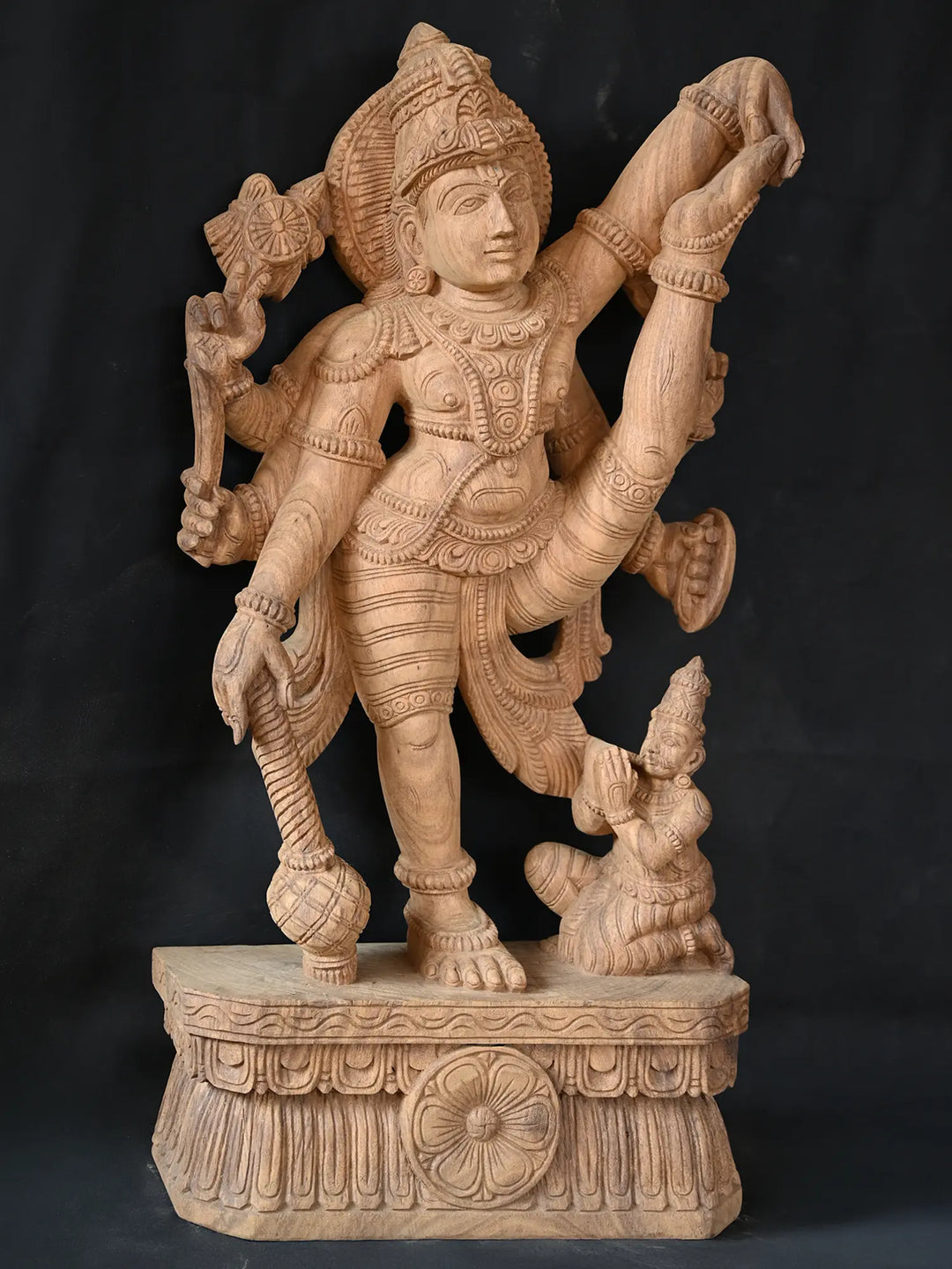 Wooden Lord Ulagalantha Perumal statue 36" – Sengottuvel Wood Carvings