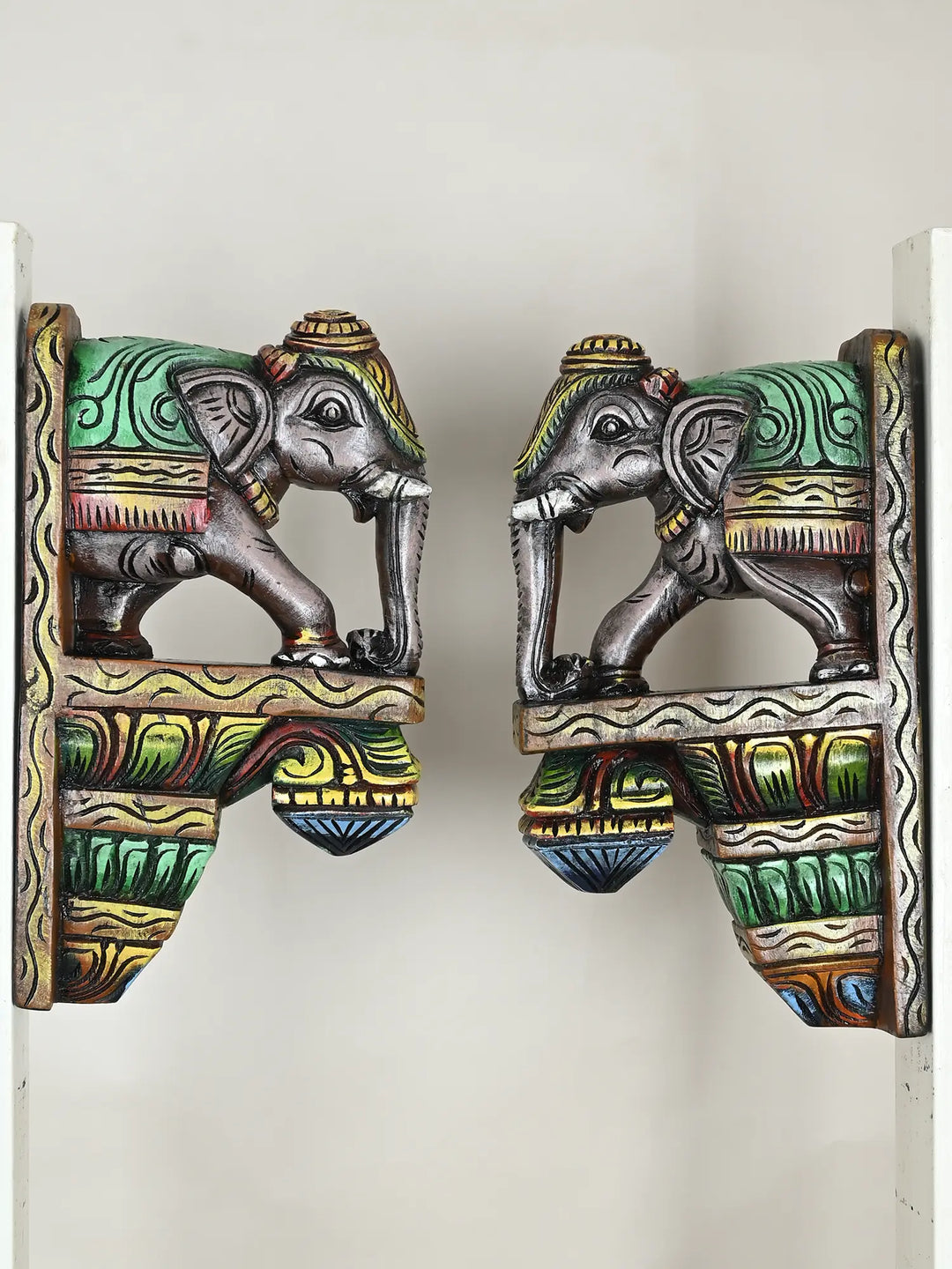 Elephant wooden wall brackets 15" – Sengottuvel Wood Carvings